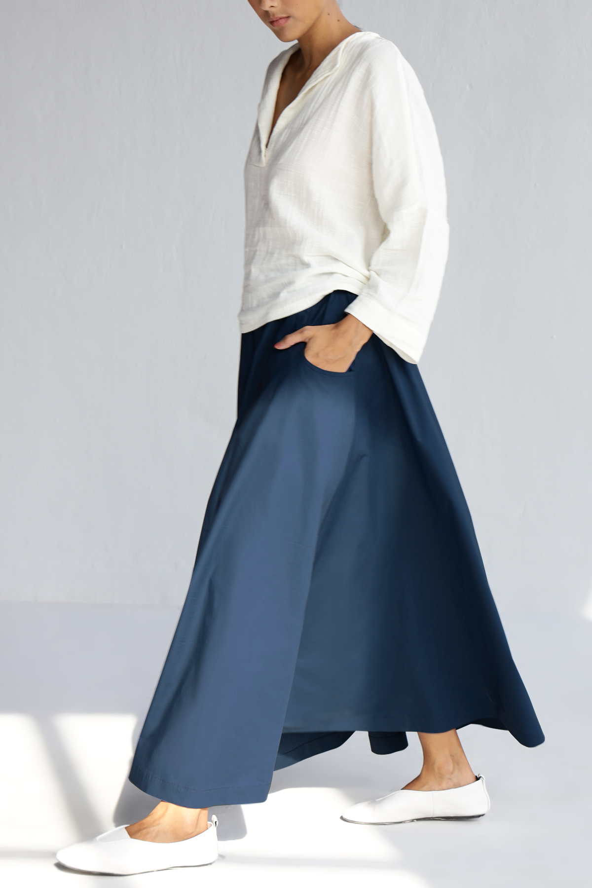 Aiko Skirt: Prussian Blue – OZiSS